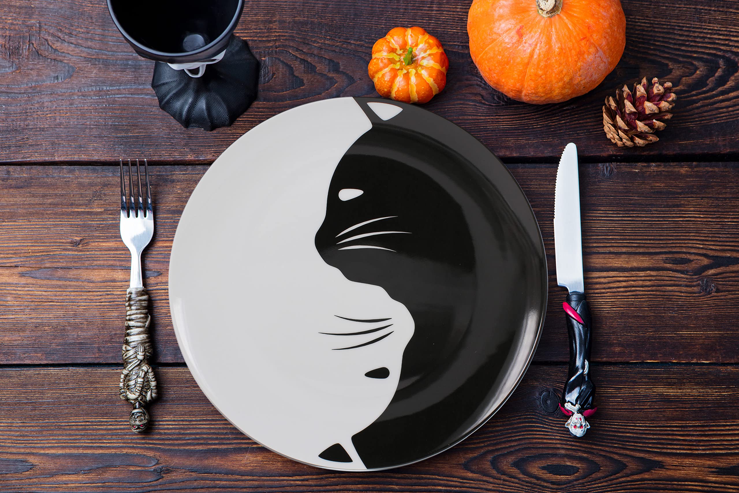 LEADEX Black and White Cat Porcelain Plate Set, Best Gift For Cat Lover (8-inch salad plate set)