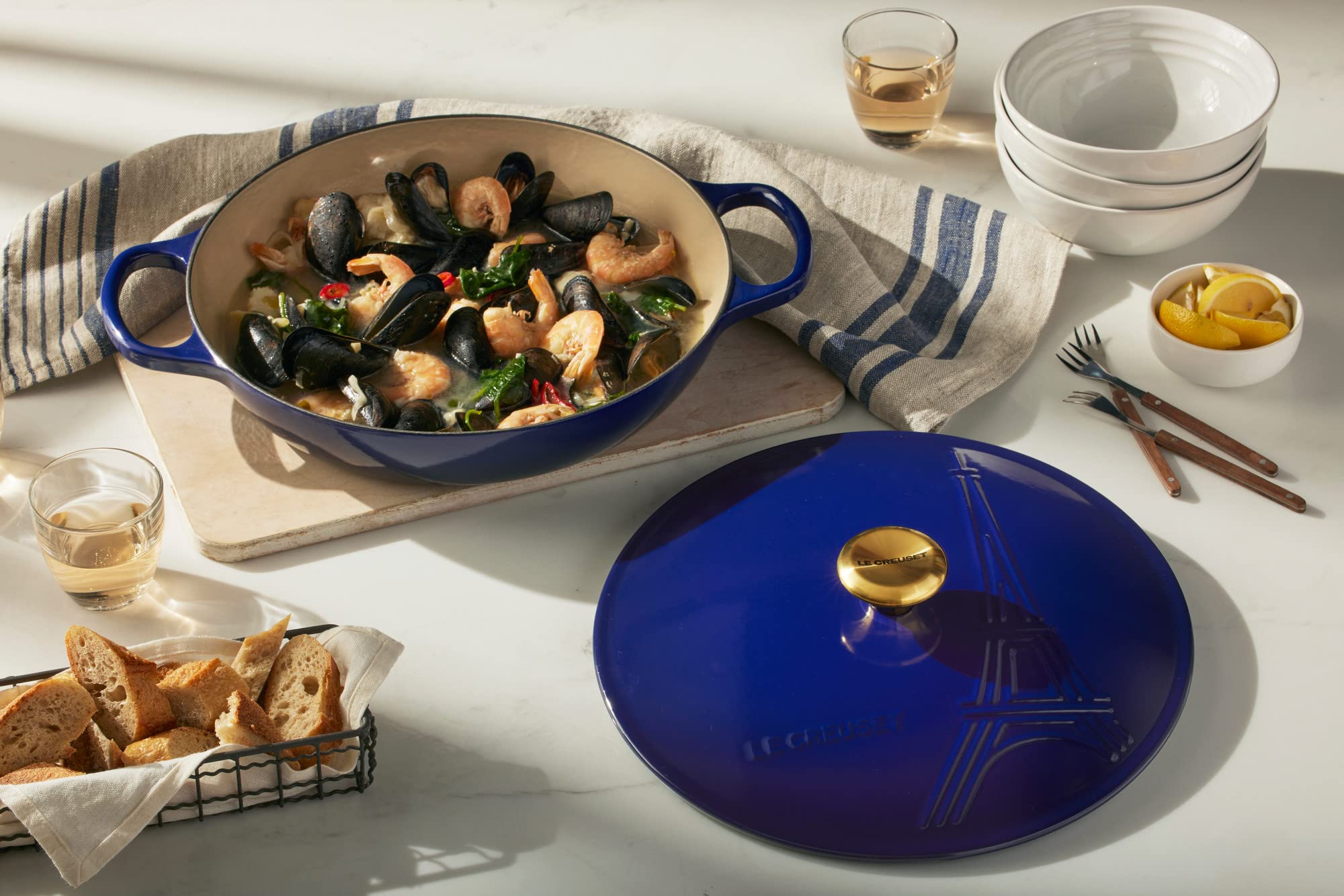 Le Creuset Eiffel Tower Collection Enameled Cast Iron Signature Cocotte with Lid, 2.5 qt., Indigo