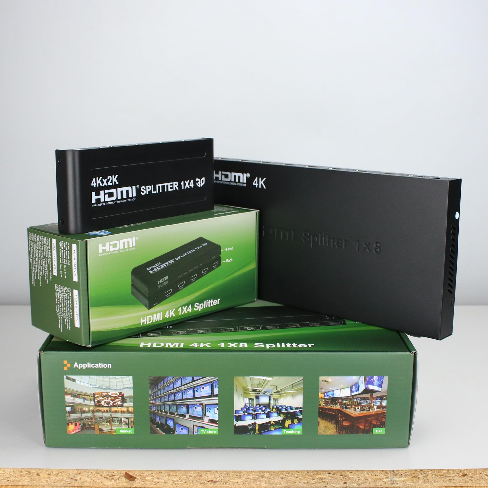 HDMI Splitter 1 Into 8 Out with HDMI Splitter 1 Into 4 Out, Splitter for Multi-Display, 8-Port/4-Port Flexibility. Supports 4K Ultra HD and 3D Technology, Suitable for Many Occasions.