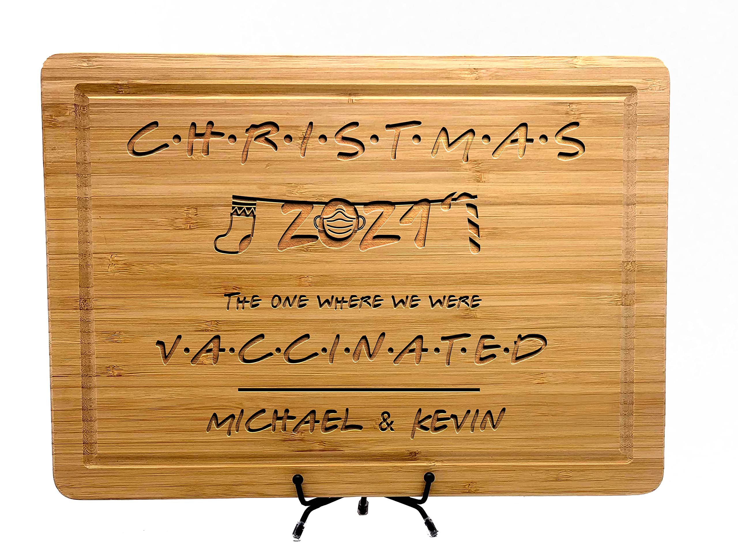 Merry Happy Christmas Tree Design Decorations for Kitchen, Personalized Gift for Couples and Family, Engraved Christmas Home Decor and Cutting Board, Christmas Gift for Grandma, Mom, Mother, Mama