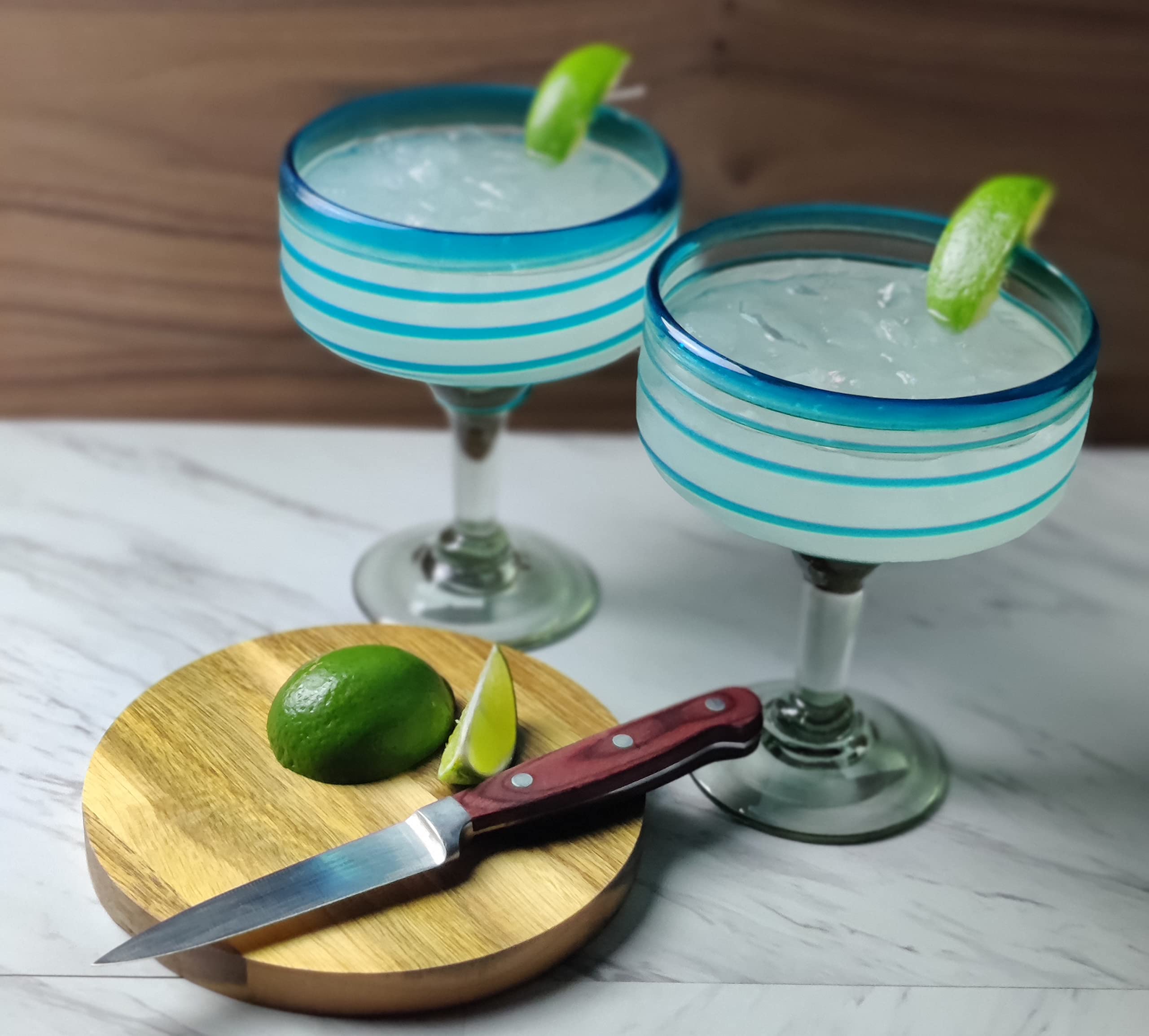 Mexican Hand Blown Glass – Set of 4 Hand Blown Margarita Glasses (16 oz) with Aqua Spiral Design
