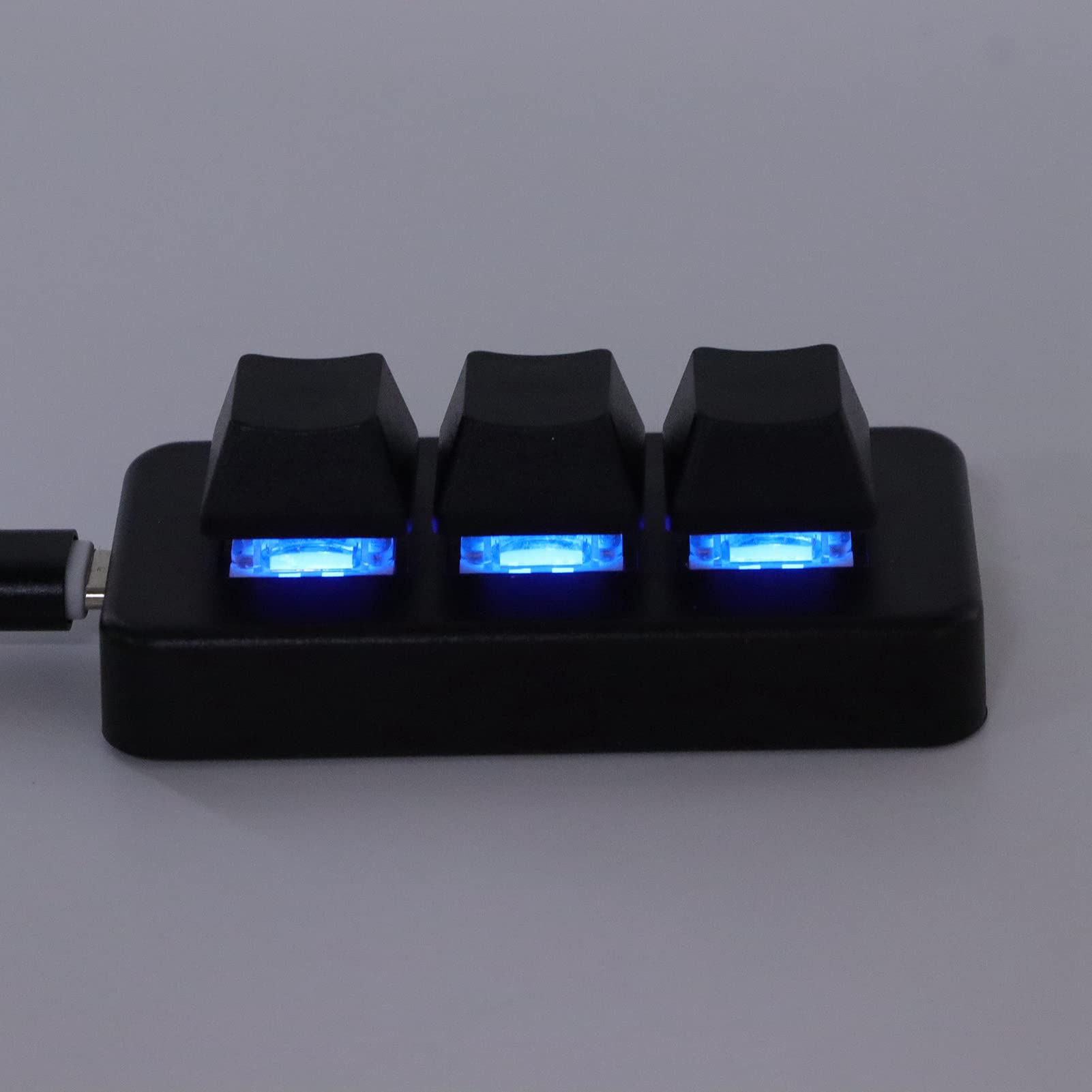 Mini 3 Key Keypad Mechanical Gaming Keyboard, USB RGB Backlit Mini Programmable Macro Keypad OSU HID DIY Keyboard(Black)