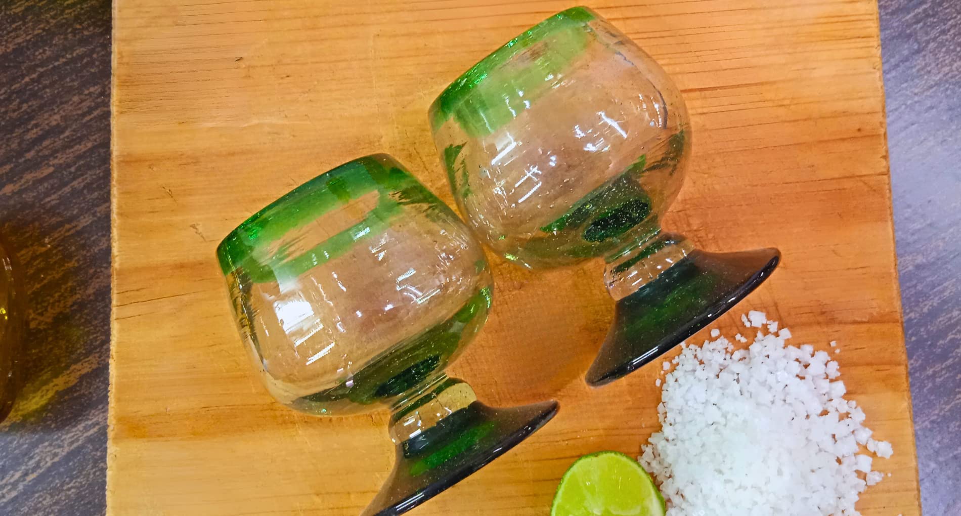 MEXTEQUIL - Authentic Mexican Tequila Hand Blown Shot Glasses - Set of 4-2 oz - Mini Glass Snifters - Heavy Base - Cognac (Green Rim)
