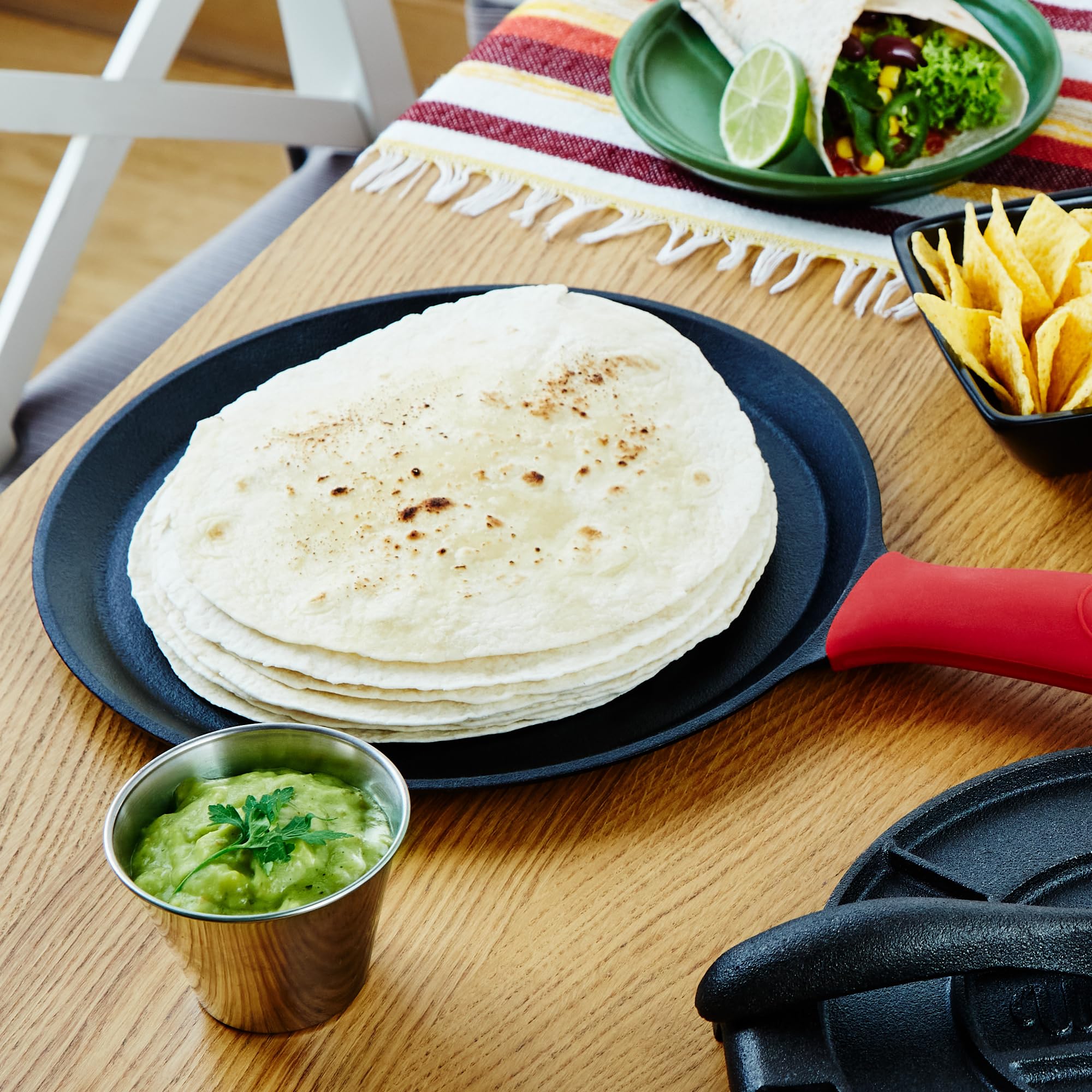 Uno Casa Cast Iron Comal Pan 11.5 Inch - Skillet for Roti/Comal Pan, Tawa/Dosa Pan Pataconera, Comales para Tortillas - Cast Iron Pizza Pan - Comal Para Tortillas Grande - Tava Roti Pan - Comale