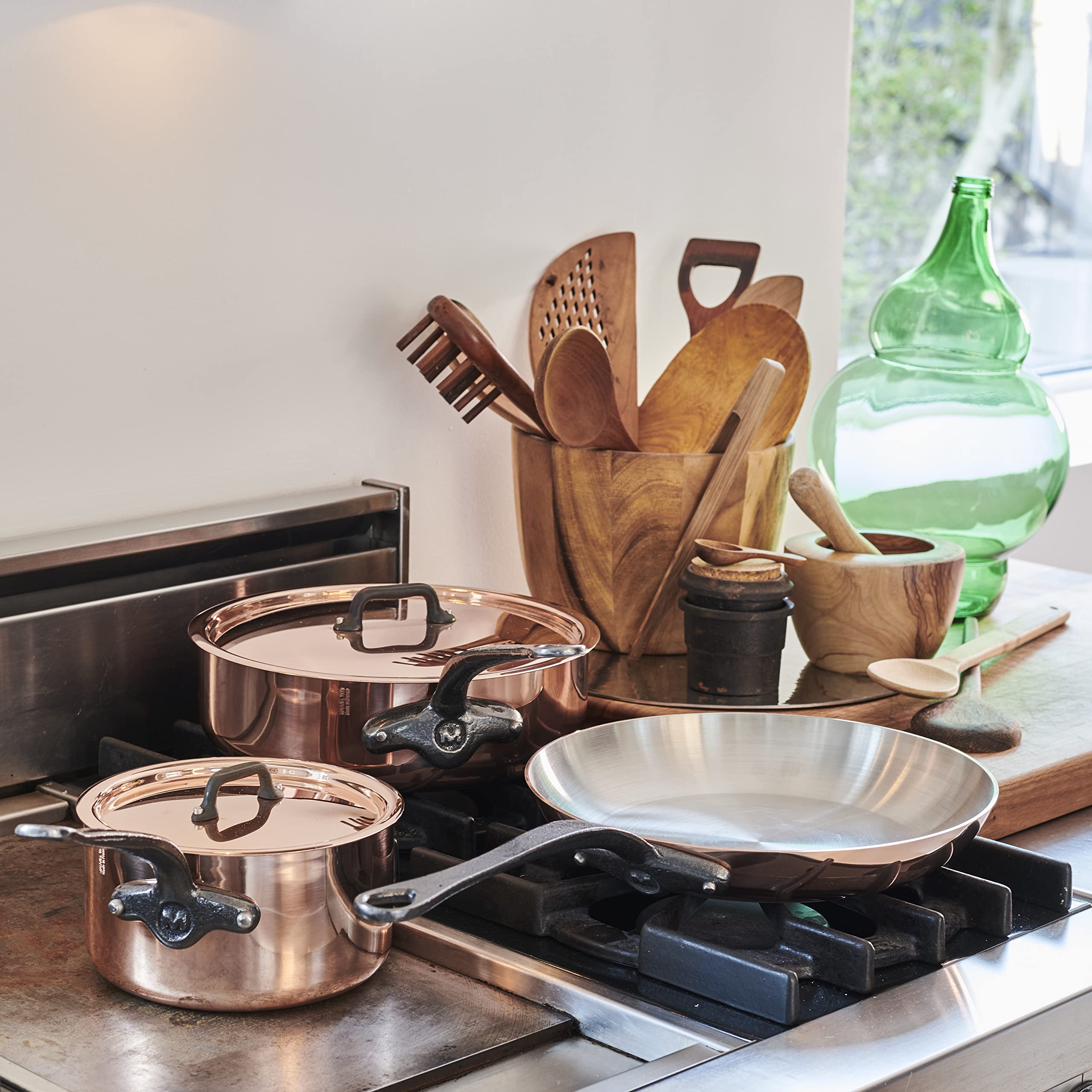 Mauviel M'Heritage M200CI 2mm Polished Copper & Stainless Steel Splayed Curved Saute Pan With Cast Iron Handle, 2.1-qt, Made In France
