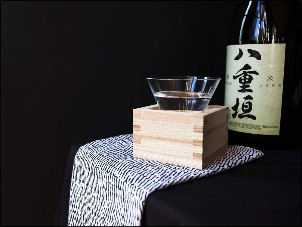 JapanBargain 2757, Wooden Sake Cups Masu Japanese Hinoki Wood Saki Cup Box Made in Japan, Plain, 4 ounce, Set of 2