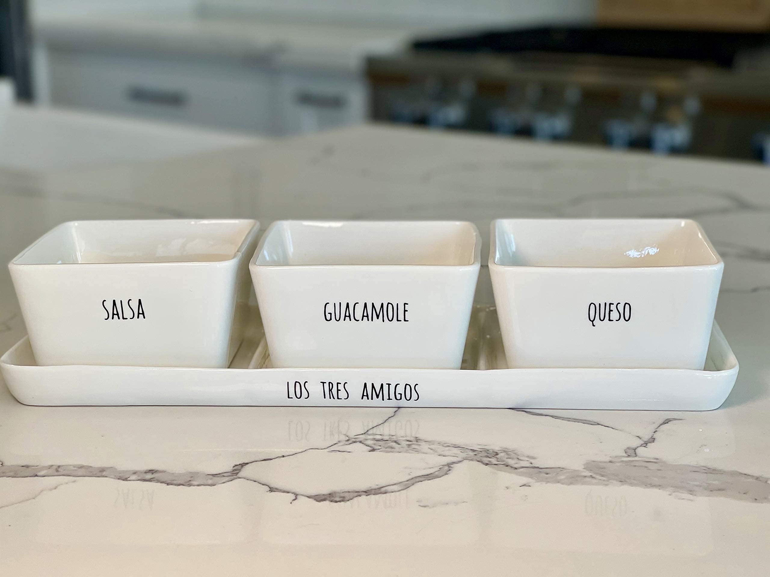 Los Tres Amigos-Chip and Dip Server