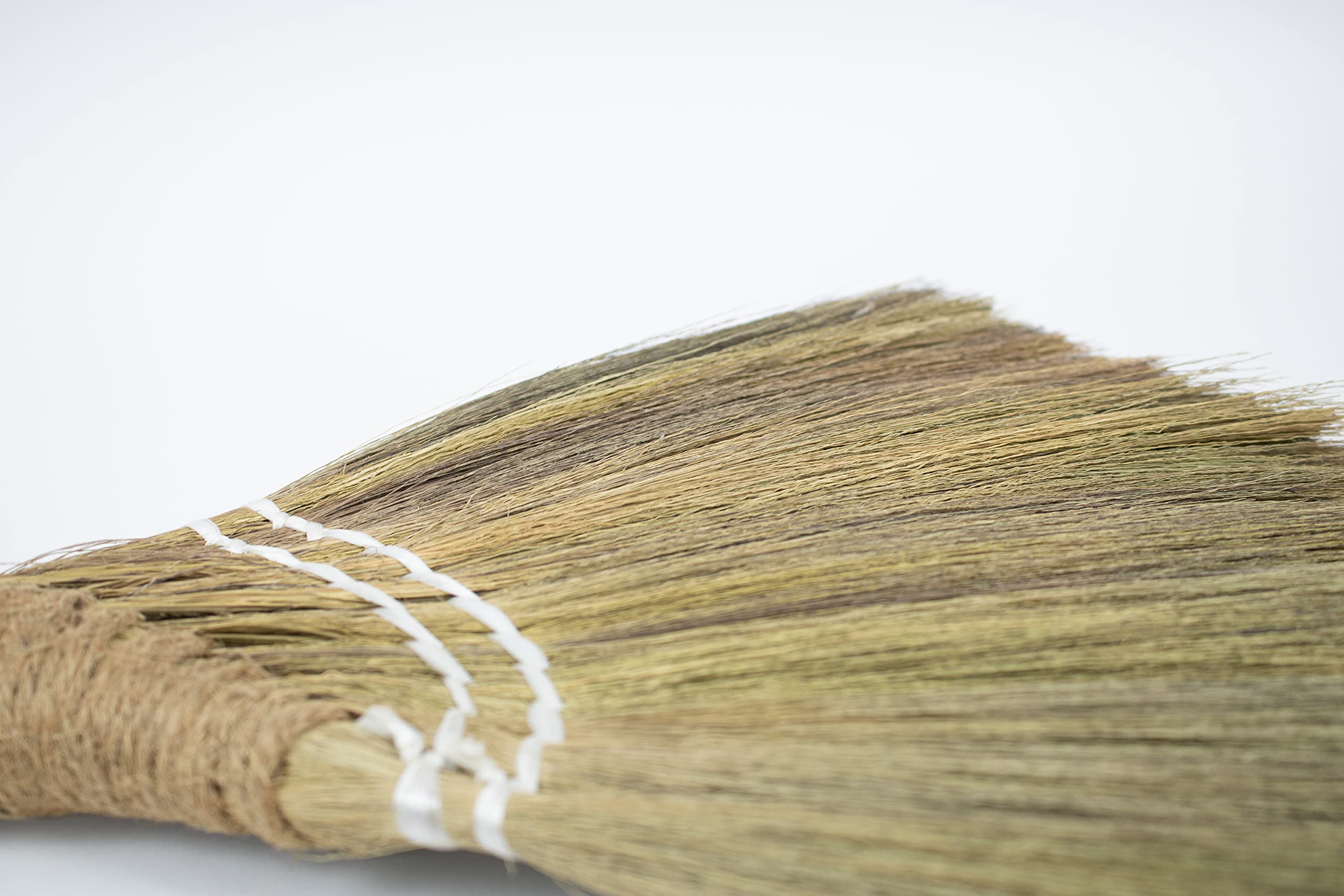 MISCRANAST. Soft Handmade Broom with Wood Handle Retro Nature. Vietnamese Straw Soft Broom for Cleaning. Clean Every Little Corner of Your Space. Use it as a Decoration
