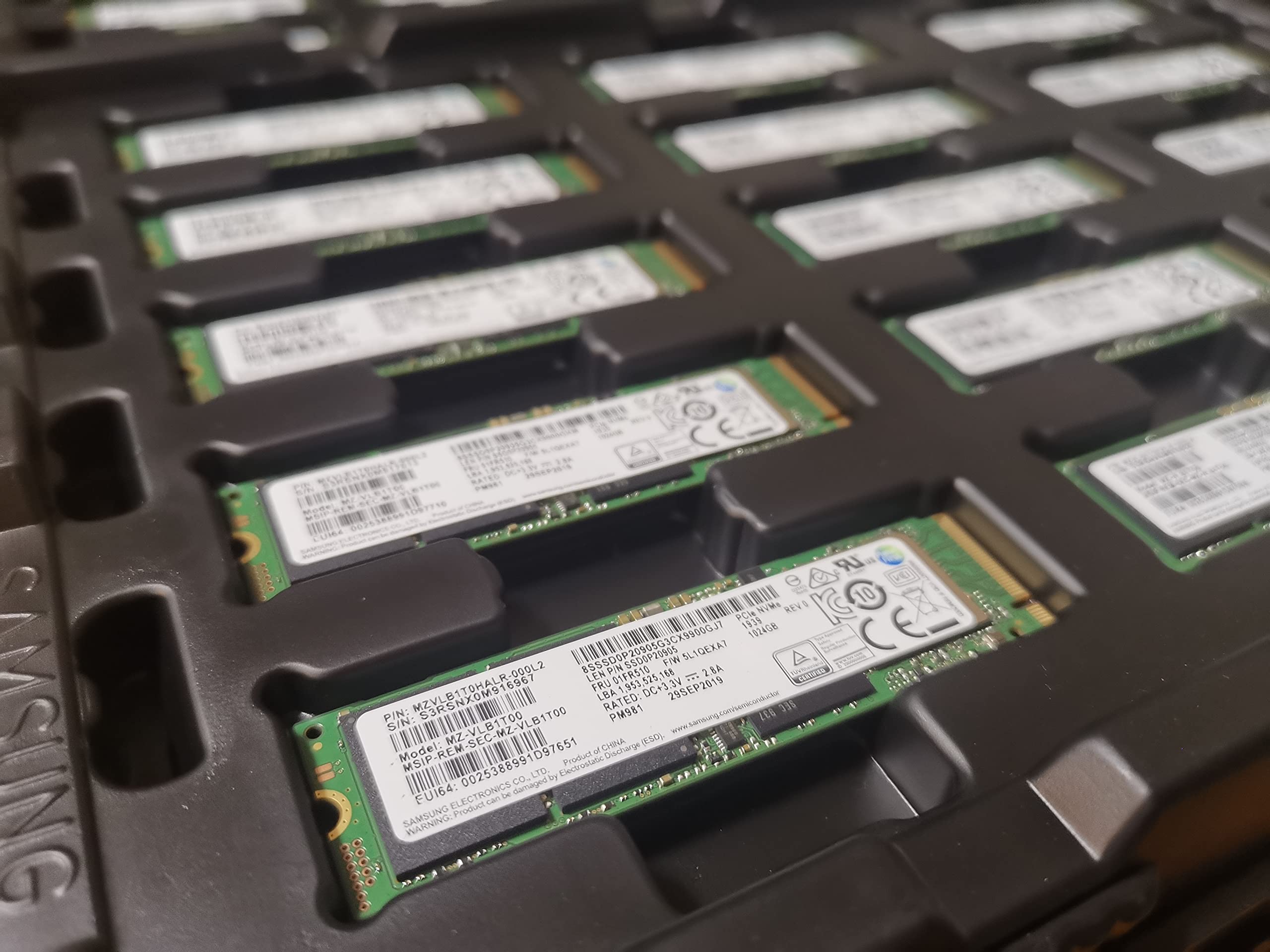 PM981 1TB M.2 PCIe Gen3 x4 NVME Solid State Drive SSD OEM 2280 Laptop Solid State Drives