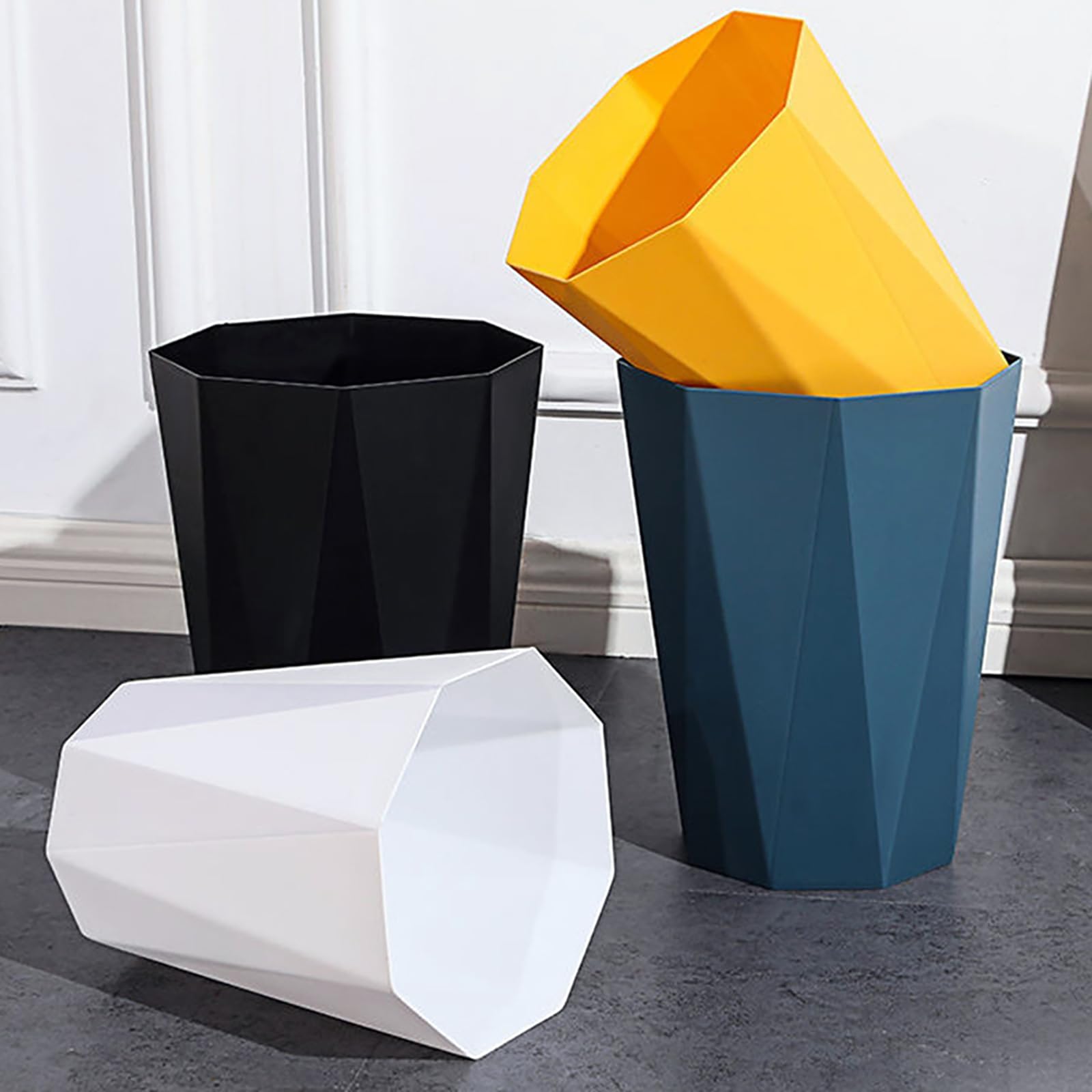 WEECRON Small Bathroom Trash Can 1.8 Gallon Garbage Can Waste Basket for Bedroom Office, Black