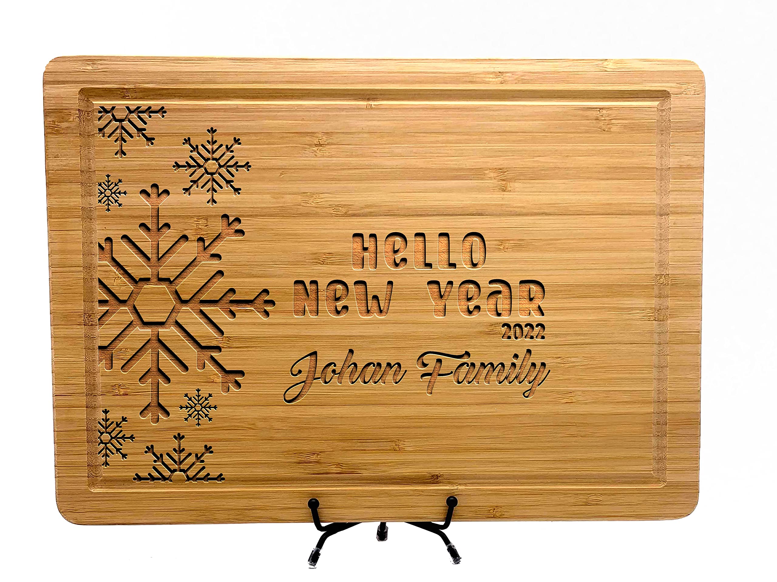 Merry Happy Christmas Tree Design Decorations for Kitchen, Personalized Gift for Couples and Family, Engraved Christmas Home Decor and Cutting Board, Christmas Gift for Grandma, Mom, Mother, Mama