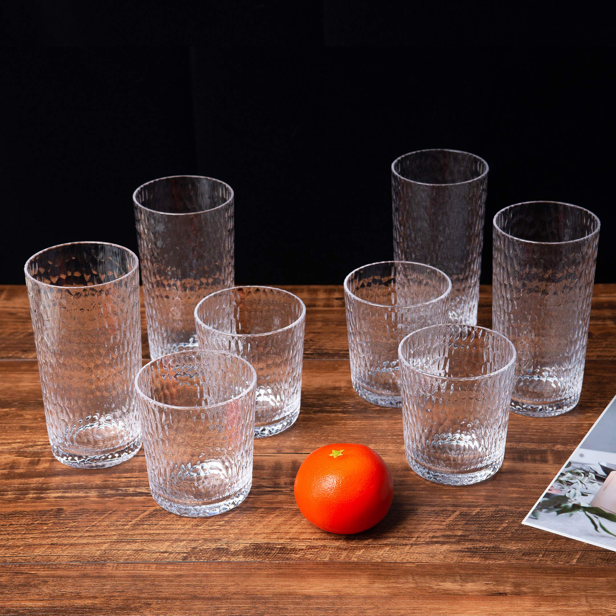 KOXIN-KARLU Mixed Drinkware 15-ounce and 22-ounce Plastic Tumbler Acrylic Glasses with Hammered Design, set of 8 Clear