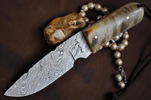 Handcrafted Damascus Hunting Knife - Full Tang Bushcraft