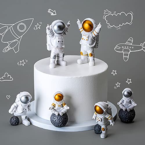 LUOZZY 3Pcs Astronaut Figurines Space Cake Toppers Outer Space Cake Decorations Spaceman Model Miniature Astronaut Figurines Toys (Golden)