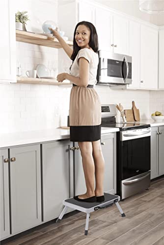 Ylebs Metal Step Stool,Portable Foot Stool with Reflective Handle,Foldable Non Slip 330lbs Capacity 1 Stepping Stools for Bed Office RV Adult Use, Black