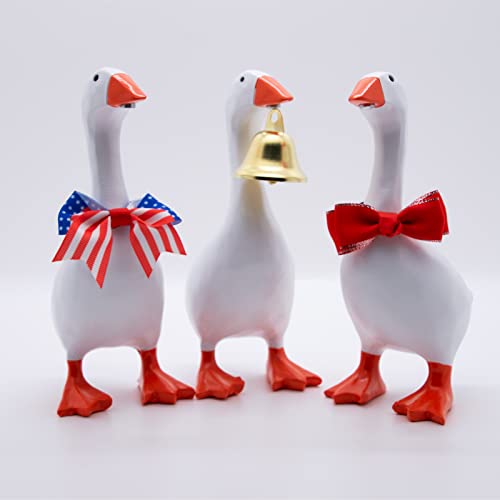 TTKX-BLTU Magnetic Duck Key Holder, Magnetic Goose Key Hooks,Naughty Goose,Cute Keychain, Beautiful Desktop Decoration, Porch Decoration, Funny Home Decorations for Your Home