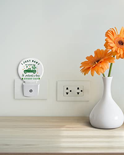 St. Patrick's Day Celebrate Night Lights Plug into Wall, Green Truck Shamrock Auto Round LED Lights with Dusk to Dawn Sensor for Bedroom, Bathroom, Hallway, Kitchen, Kids, Home Decor