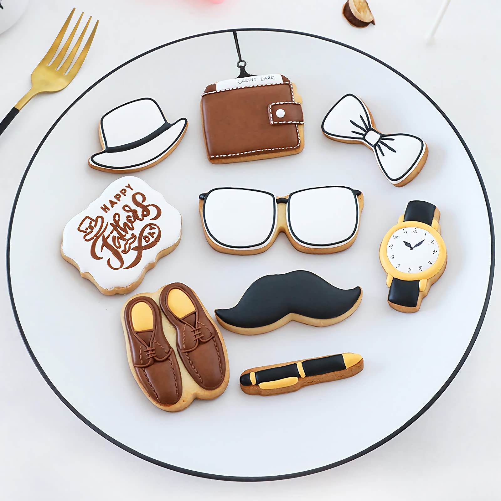 Mustache Cookie Cutter Set - Large 5 Inch, Medium 4 Inch, Small 3 Inch, Mini 2 Inch - 8 Pieces Beard/Moustache Cookie Cutters Shapes Biscuit Fondant Pastry Candy Stainless Steel Baking Tools for Men