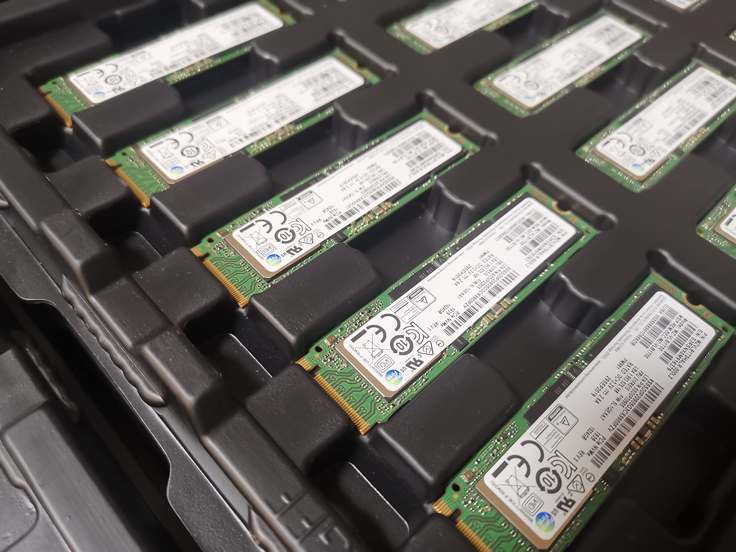 PM981 1TB M.2 PCIe Gen3 x4 NVME Solid State Drive SSD OEM 2280 Laptop Solid State Drives