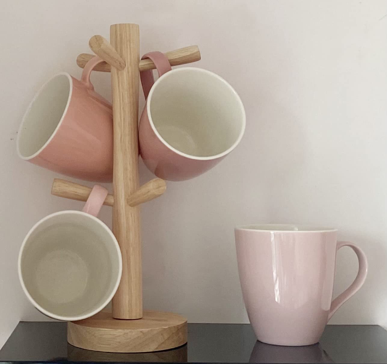 MIWARE 18 Ounce Porcelain Mugs, Set of 4, Coffee, Tea and Cocoa Mug Set, Different Shades of Pink