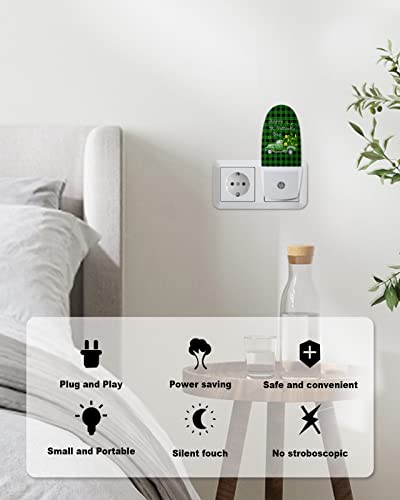 St. Patrick's Day Clover Night Light, LED Plug in Night Light, Green and Black Checkered Green Truck Gold Night Lights with Dusk to Dawn Sensor Decorative Kids/Adults Nightlight for Bedroom Bathroom