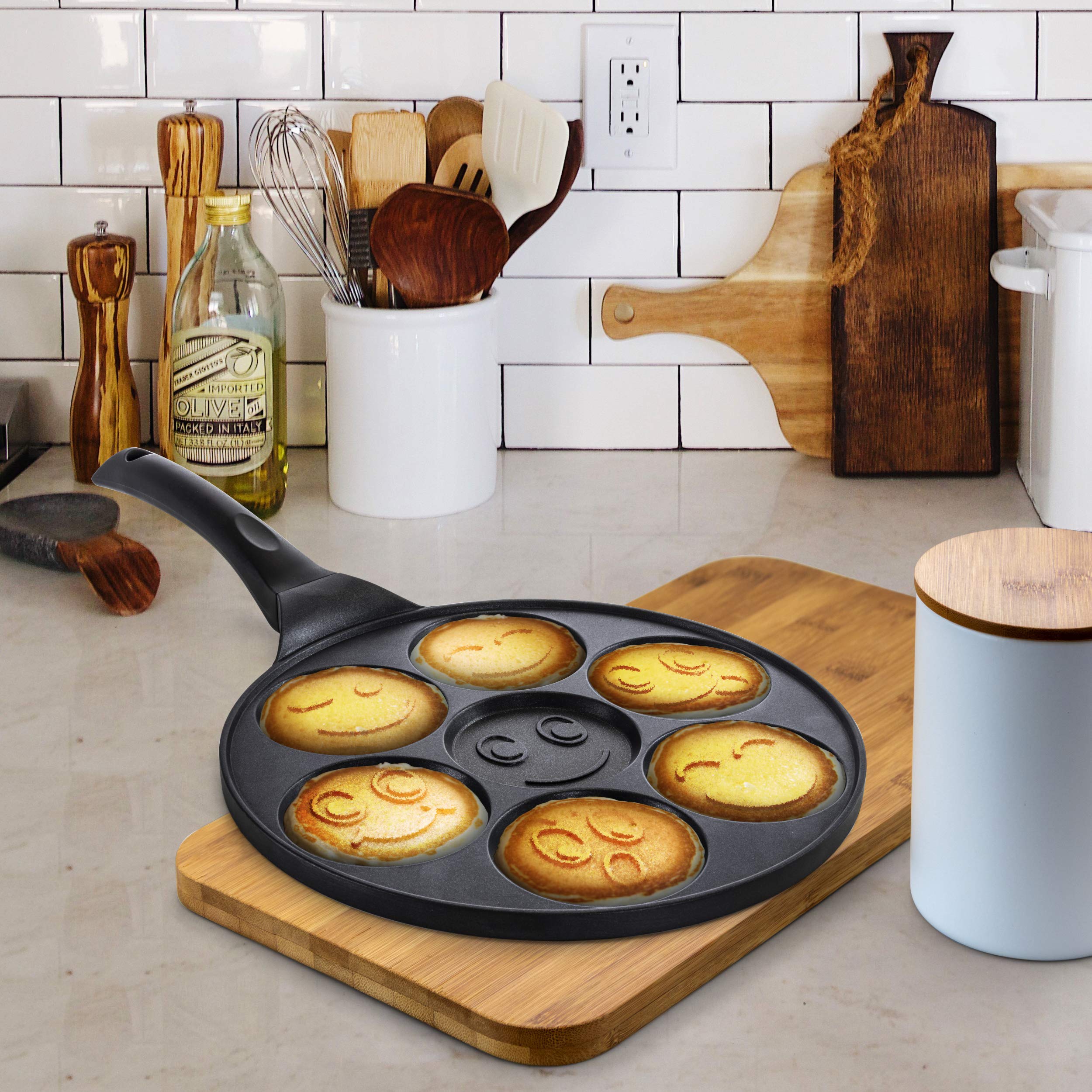 MegaChef Happy Face Emoji 10.5 Inch Aluminum Nonstick Pancake Maker Pan with Cool Touch Handle