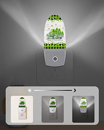 St. Patrick's Day Night Light, LED Plug in Night Light, Green Buffalo Plaid Truck Lucky Clover Gold on Wood Night Lights with Dusk to Dawn Sensor Decorative Kids/Adults Nightlight for Bedroom Bathroom