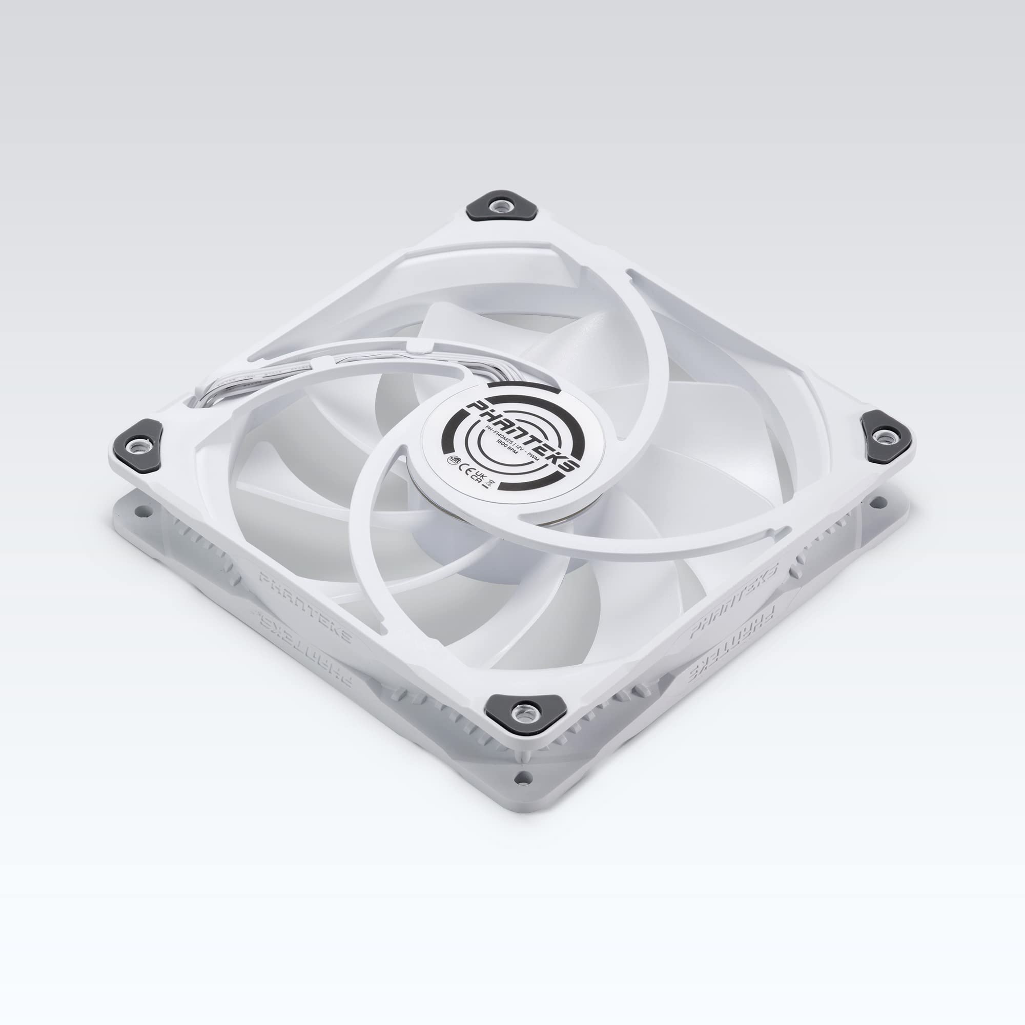 Phanteks M25-140 D-RGB Fan, High-Airflow Radiator Performance, PWM Control up to 1800RPM, ARGB/DRGB Lighting, Daisy-Chain Cable (White Matte Blade/Black Fan Frame (3-Pack))