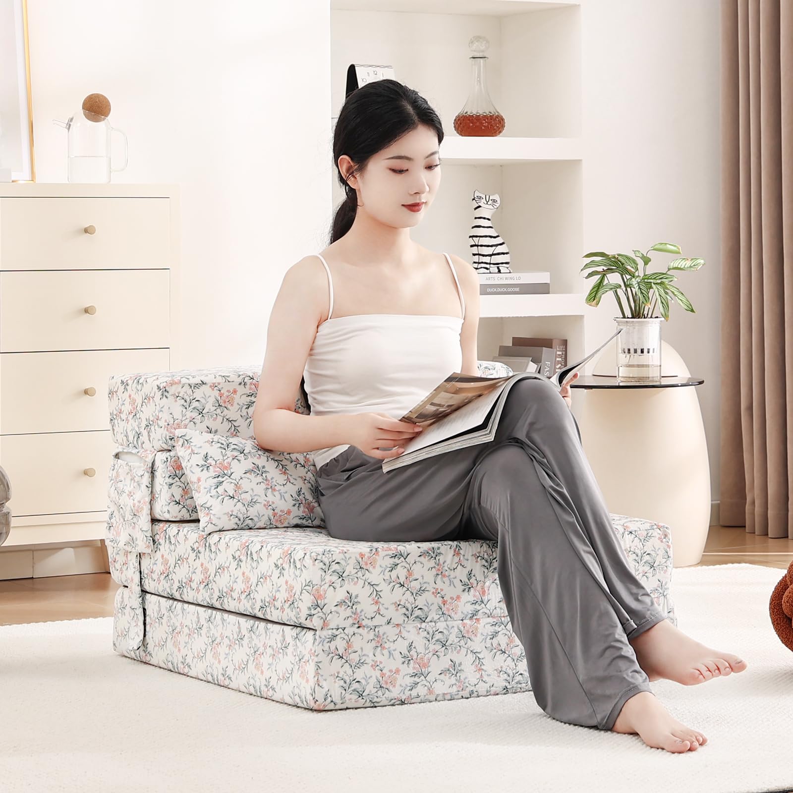Tiita Folding Sofa Bed Couch, Single Size Foldable Futon Chair Bed with Pillow, Folding Sleeper Sofa Chair Bed Floor Mattress for Guest Room, Living Room, Black