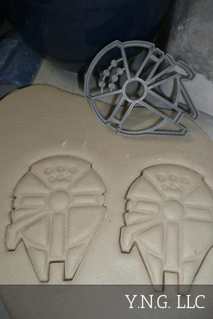 MILLENNIUM FALCON STARSHIP STAR WARS COOKIE CUTTER MADE IN USA PR2298