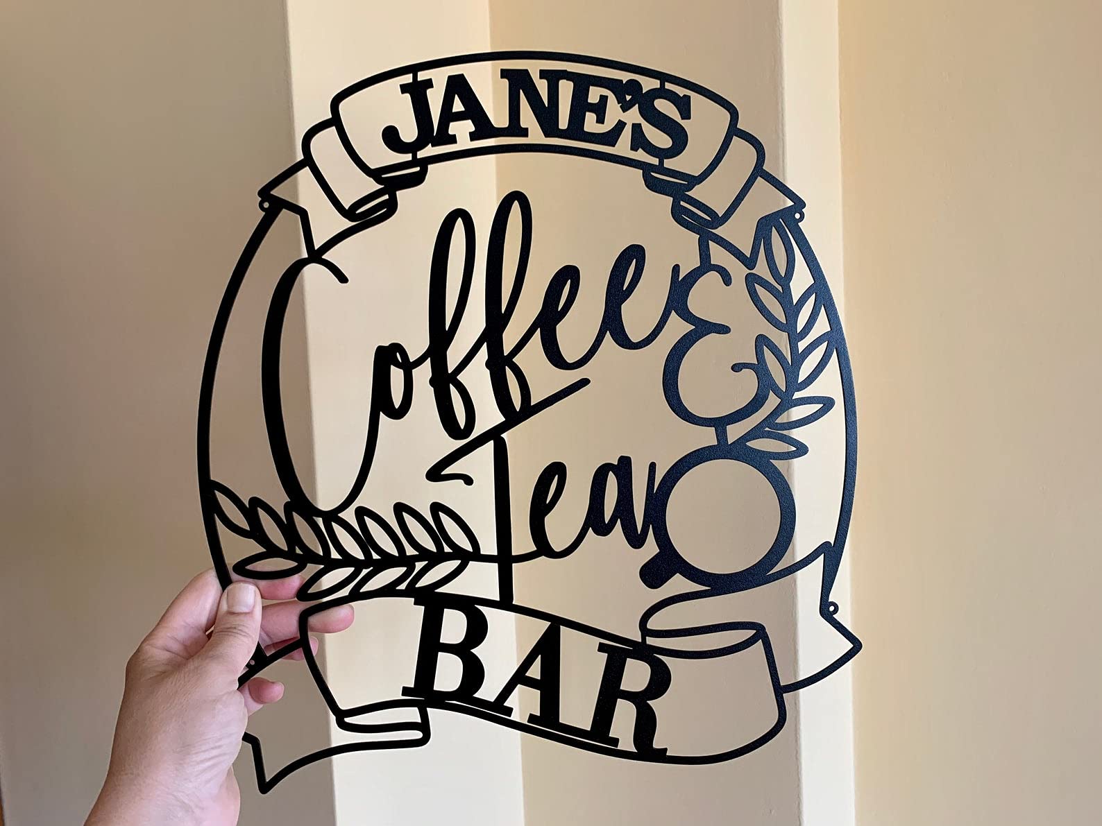 Personalized Coffee and Tea Bar Metal Name Sign Custom Laser Cut Cup Coffee Housewarming Gift for Mom, Grandma, Coffee Lover Metal Wall Art Home Decor Kitchen Sign Hanging Decorations Coffee Station