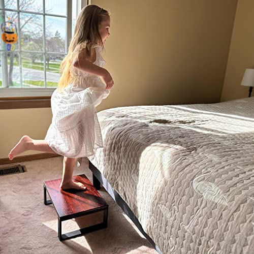 Wood Step Stool with 350 lbs Load Capacity, One Step Stools for Adults Kids Seniors with Non-Slip Mat, Sturdy Stepping Stool for AdultsSuitable for Bedroom Kitchen Bathroom