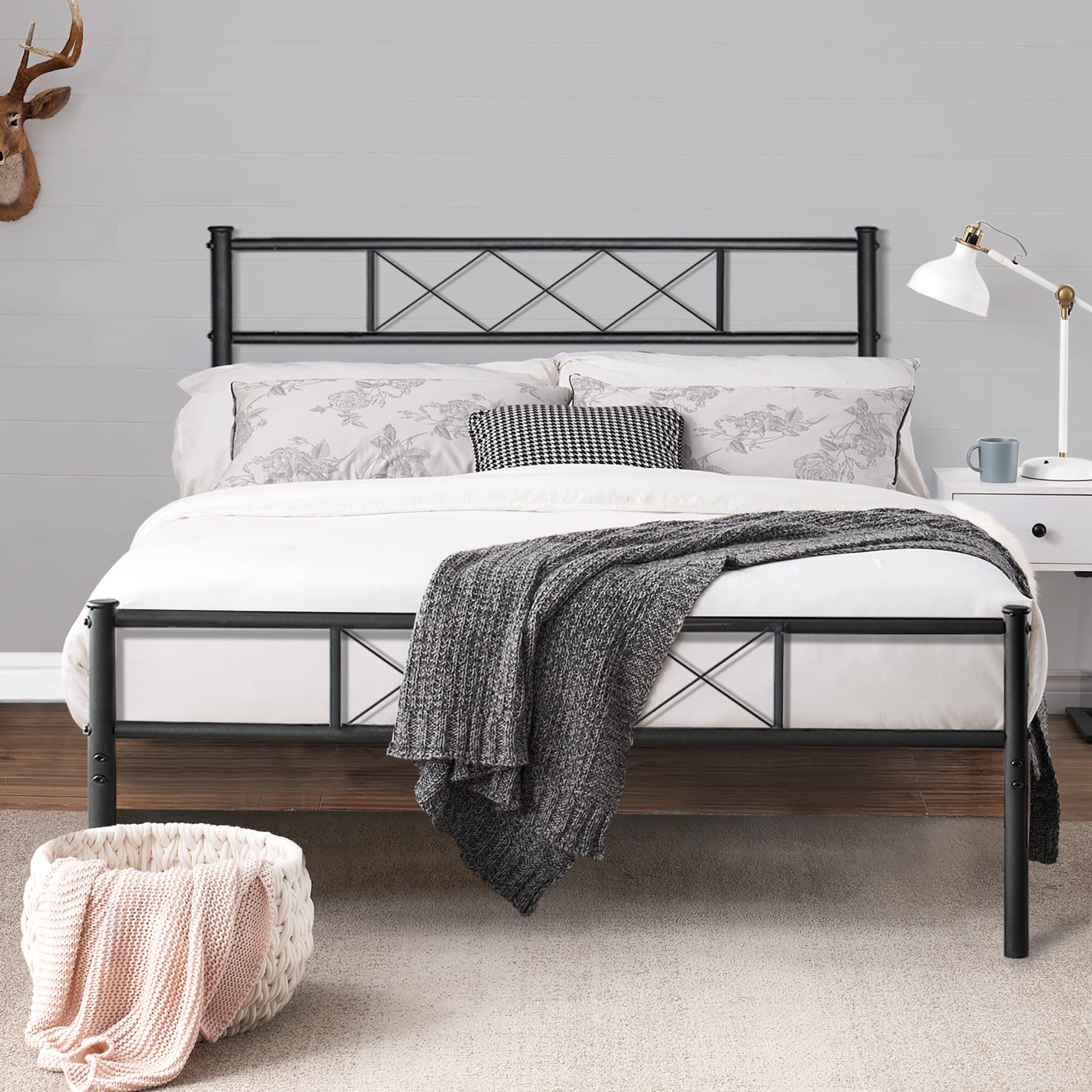 VECELO Twin Size Bed Frame with Headboard, Heavy-Duty Platform with Metal Slats Support, No Box Spring Needed/Easy Assembly, Matte & Black