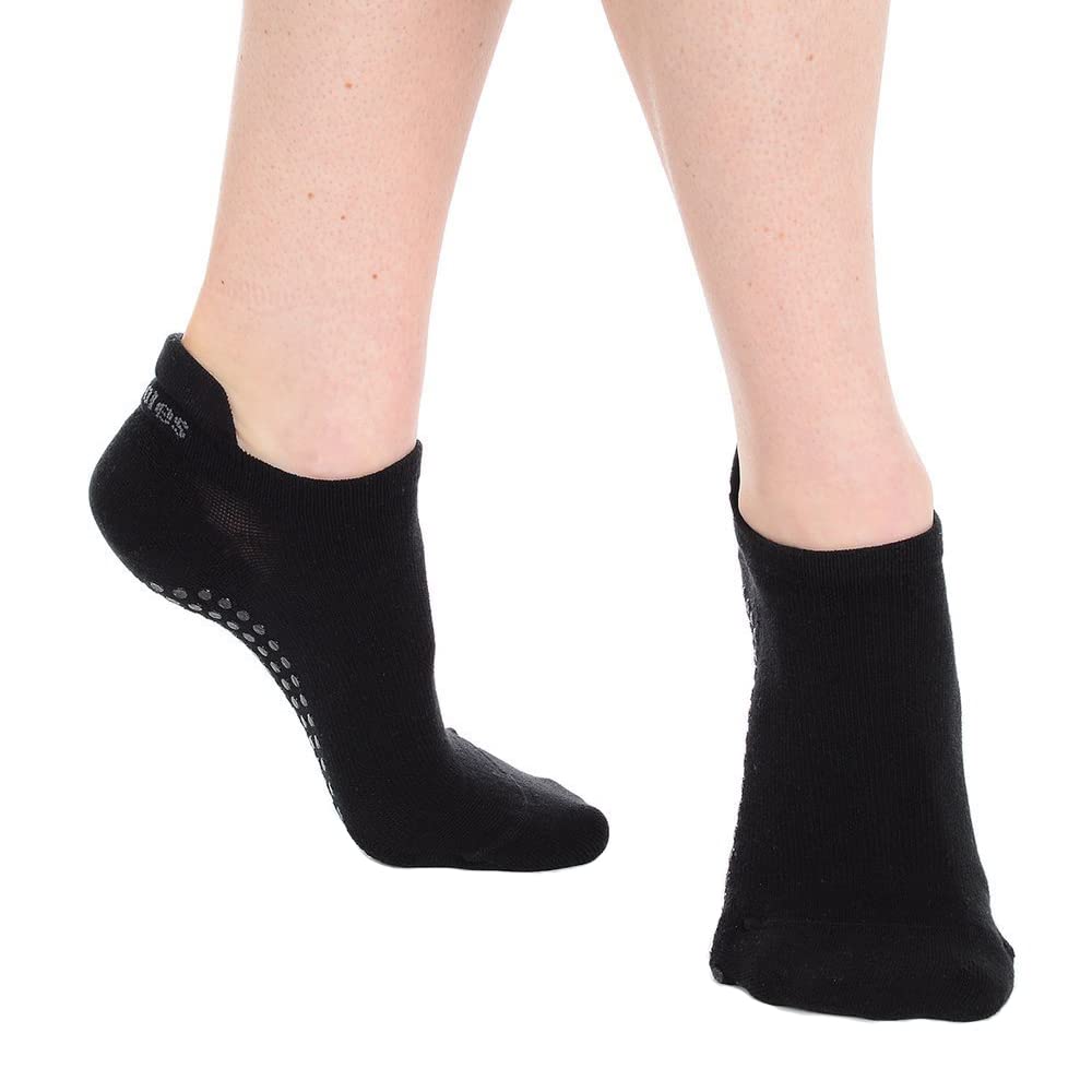 Great Soles Women's Ombre Dyed Grip Socks for Yoga, Pilates, and Barre Lilac Silver ML 8-11