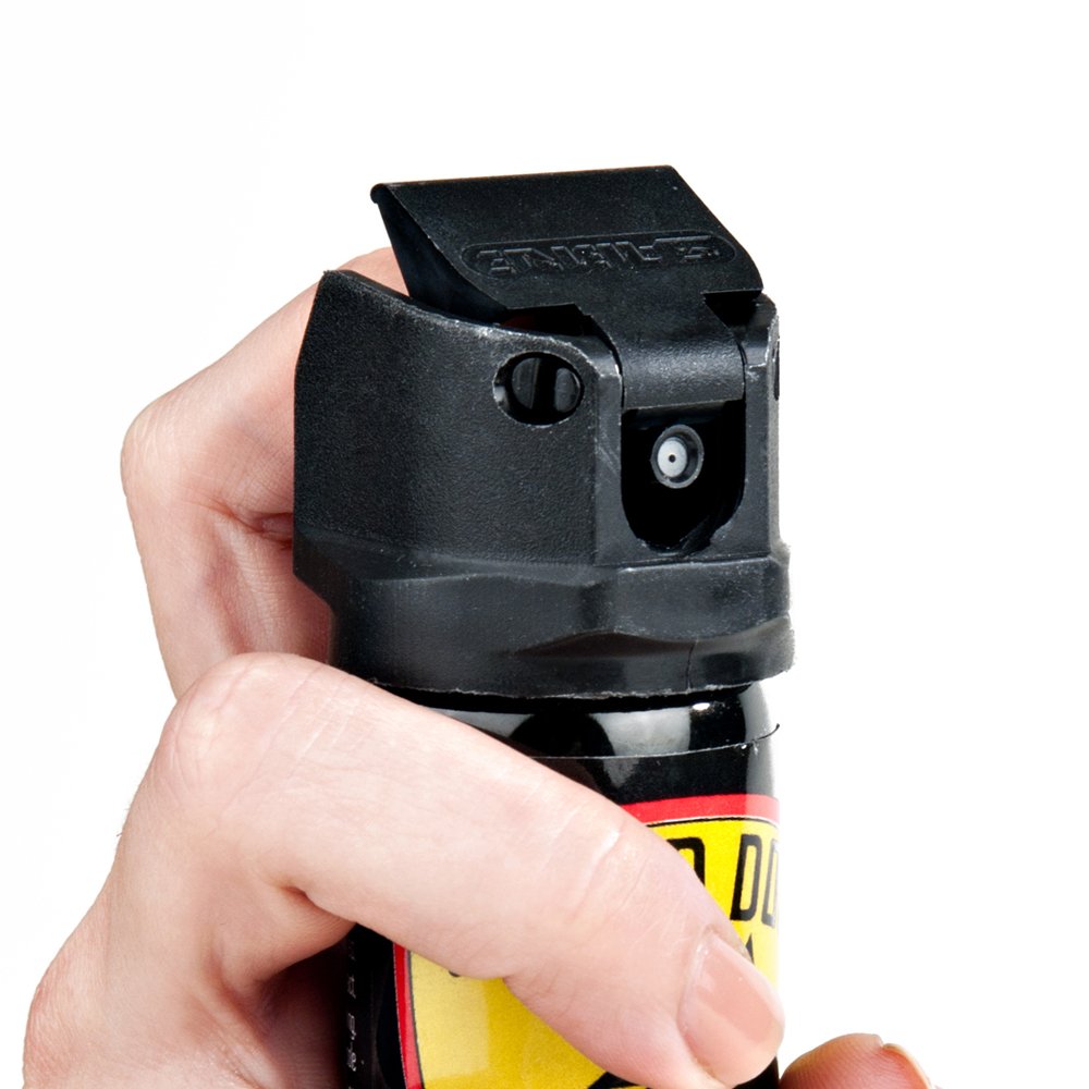 Guard Dog Security Fogger 4 oz Pepper Spray with UV dye - Police Strength with Flip Top design β 25 bursts