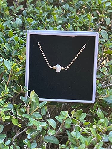 Handmade Howlite Crystal Necklace - Healing Gemstone Jewelry for Women - Ethically Sourced Chain Necklace with Authentic Healing Crystals - Gold Plated Copper Chain with Natural Stone - Gift for Her