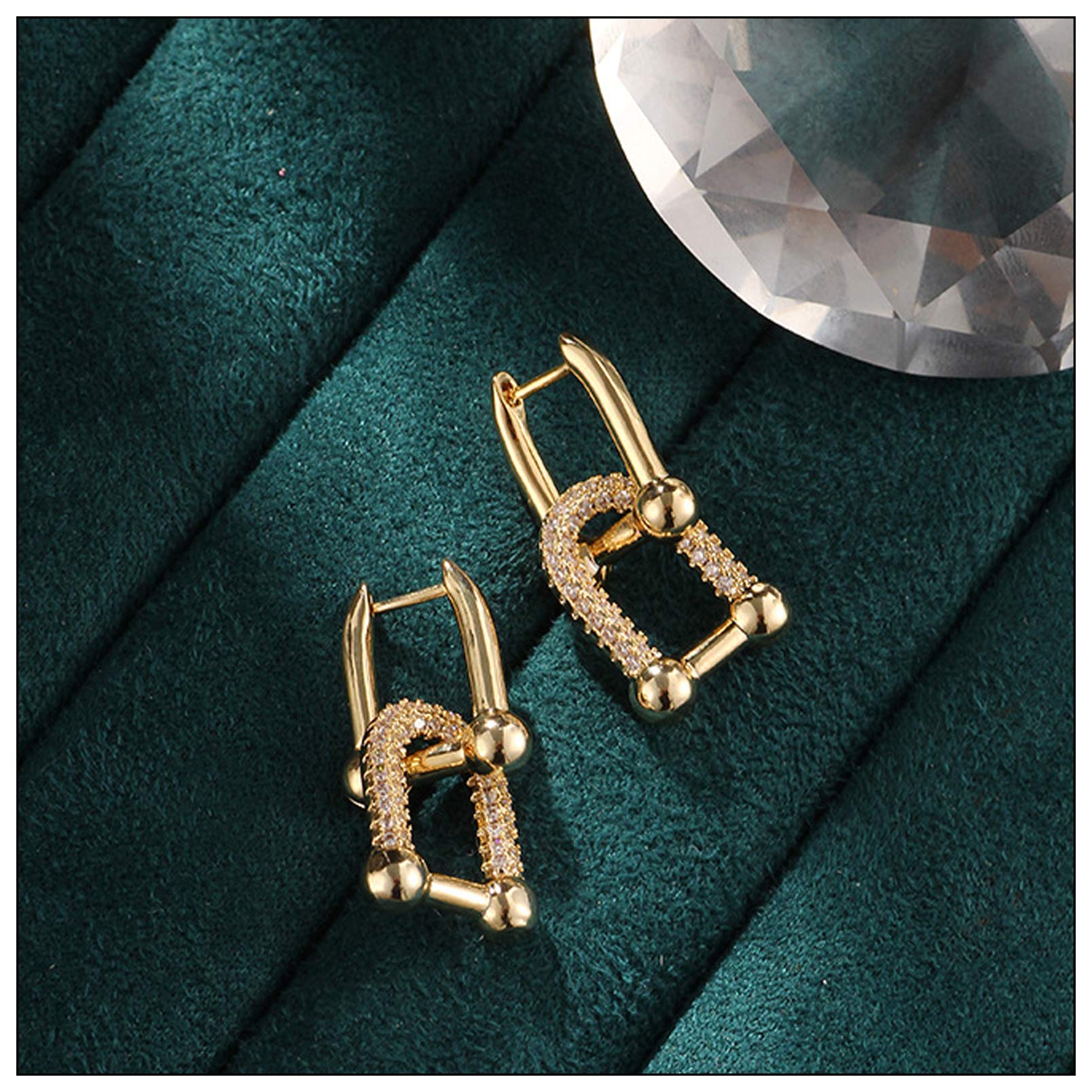 Heavstjer Fashion Alloy Hollow Rectangular Earrings Bling Crystal Earrings Geometry Dangle Drop Earrings(Gold)