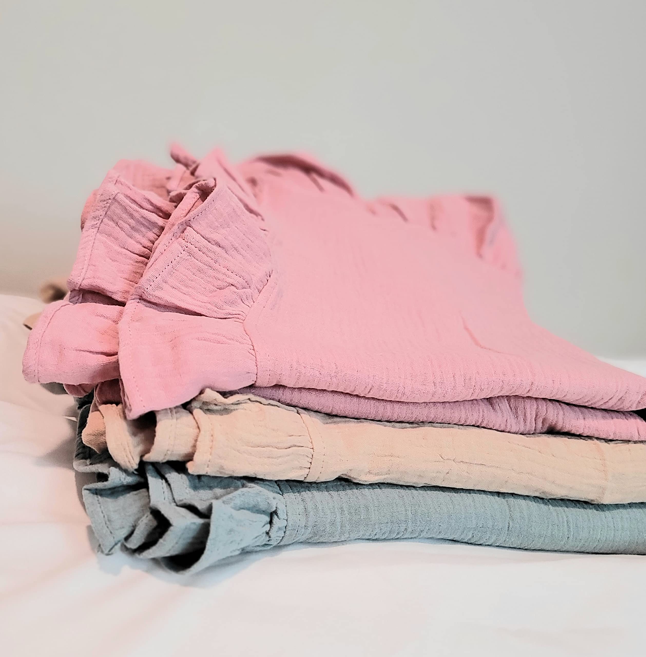 Ruffle Swaddle Blanket for Baby 47" x 47", Soft, Muslin, Woven, Organic Cotton (Rose)