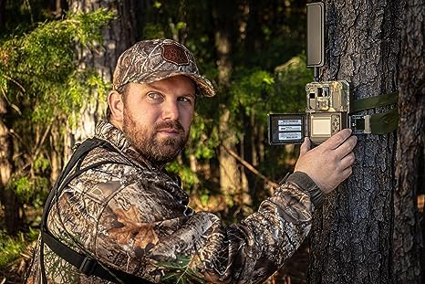 Spartan GoLive2 4G LTE Trail Camera, Wide-Angle Lens,Live Stream,Anti-Theft GPS,On-Demand Image&Video Capture,Real-time Updates,Built-in Lithium Battery,Blackout,Areus Camo + SD Cards (2PK) (Verizon)