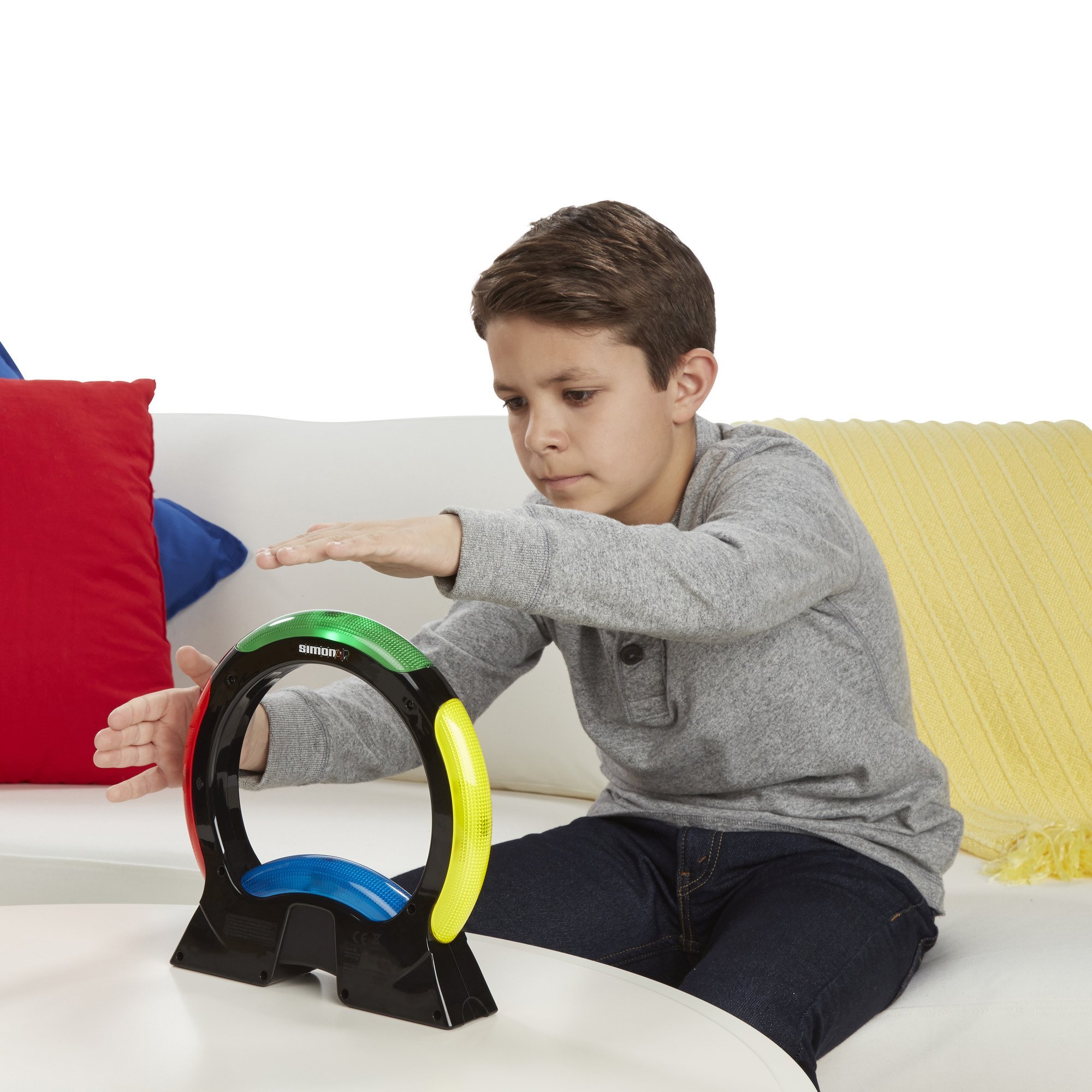 Hasbro Simon Air Game – Touchless Technology – Master the Moves to Win – Solo and 2 Player Mode – A Modern Twist on the Classic Game,96 months to 1188 months