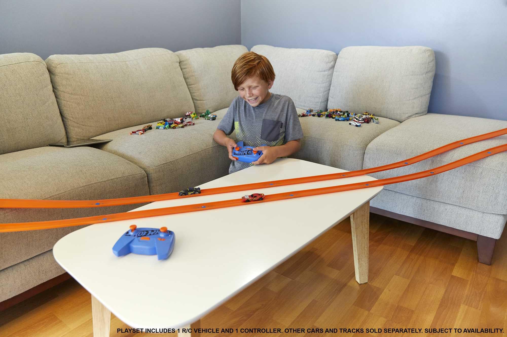 Hot Wheels RC Car, Remote-Control Rodger Dodger in 1:64 Scale, Race On and Off Track, includes Track Adapter