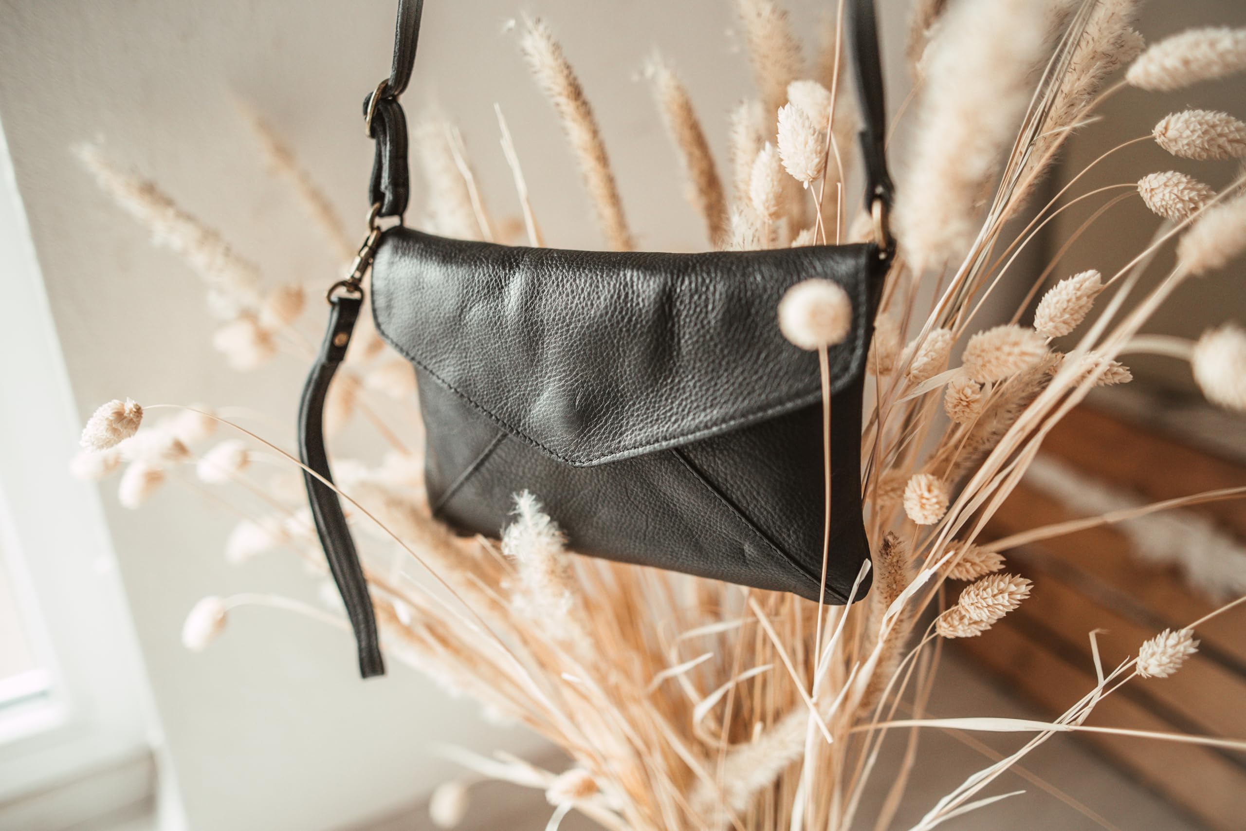 Gusti shoulder bag satchel Handbags Leather bag vintage Black leather true leather - Karisma