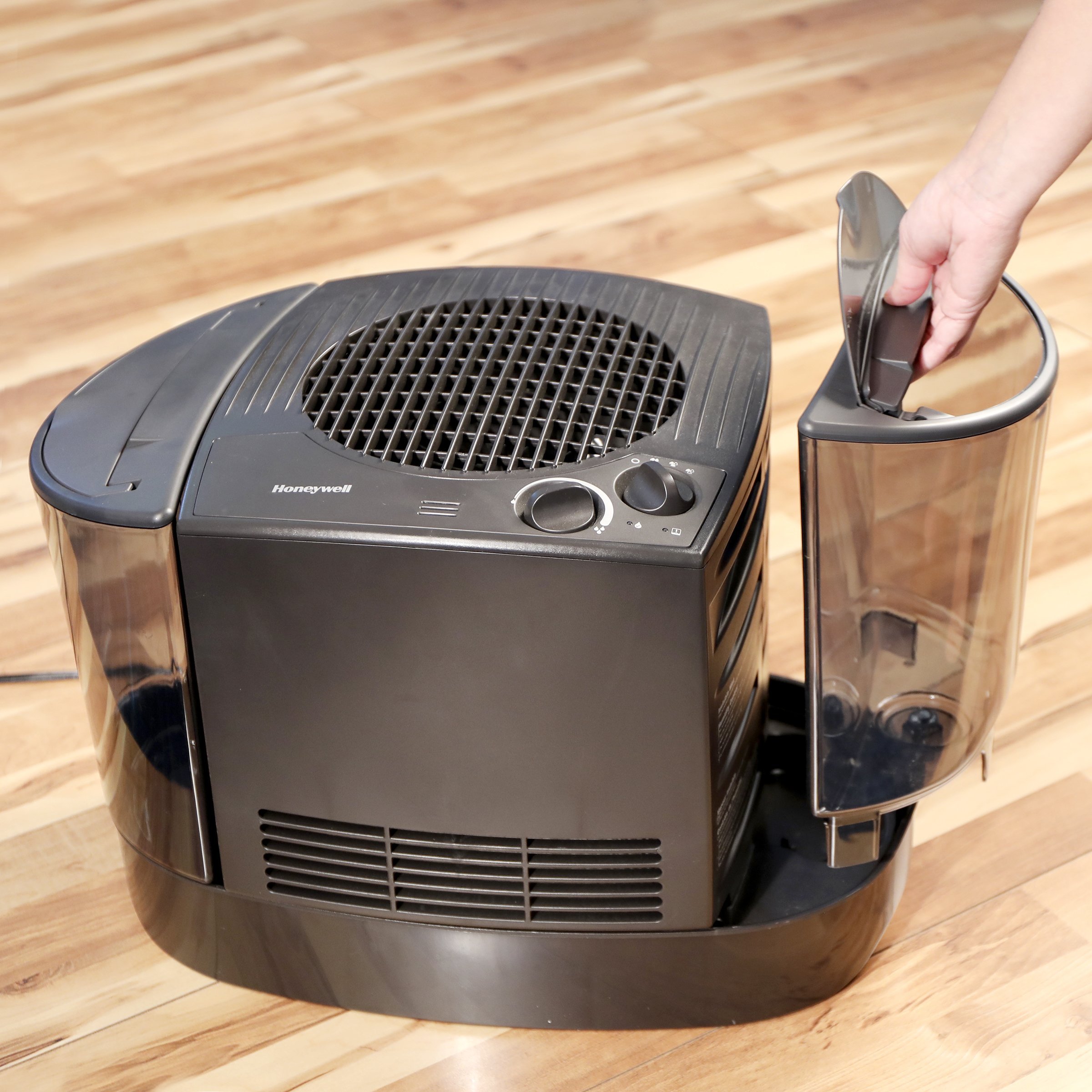 Honeywell HEV685B Easy-to-Care Cool Moisture Console Humidifier, Black β Humidifier for Bedroom, Home or Office