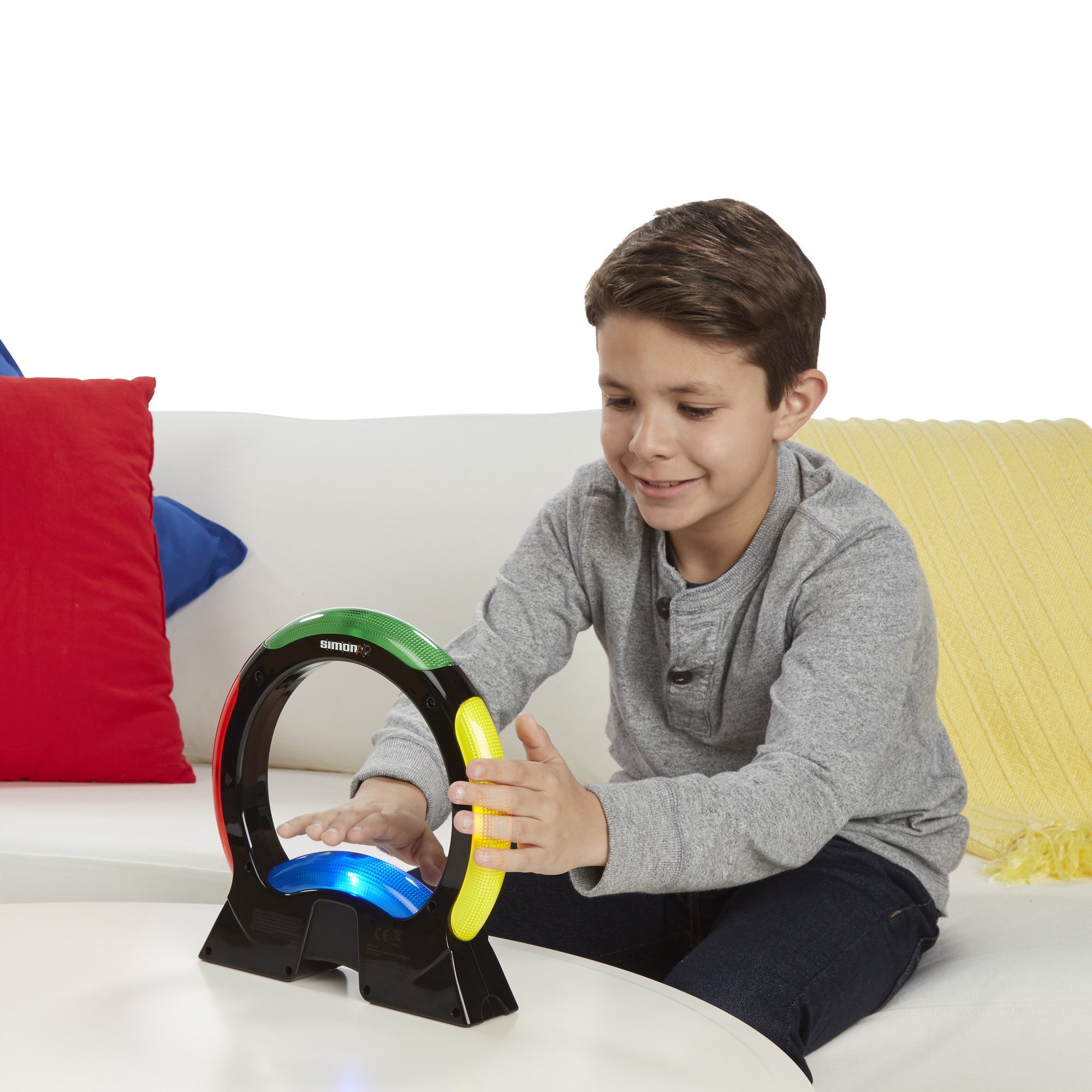 Hasbro Simon Air Game – Touchless Technology – Master the Moves to Win – Solo and 2 Player Mode – A Modern Twist on the Classic Game,96 months to 1188 months