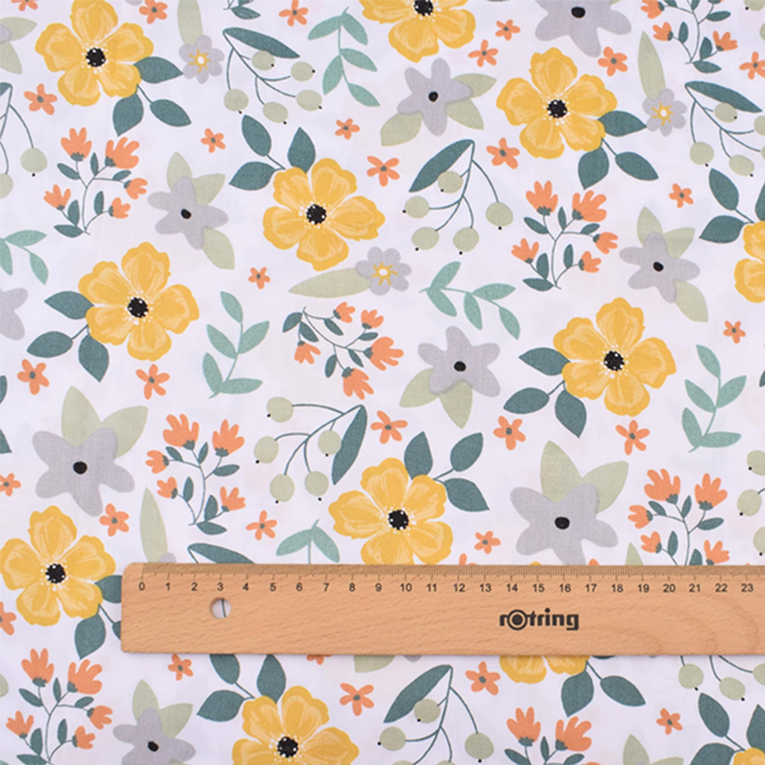 Hanjunzhao 8 pcs Fat Quarters Fabric Bundles, Precut Sewing Material for Quilting Patchwork DIY Craft, 18x22 inches