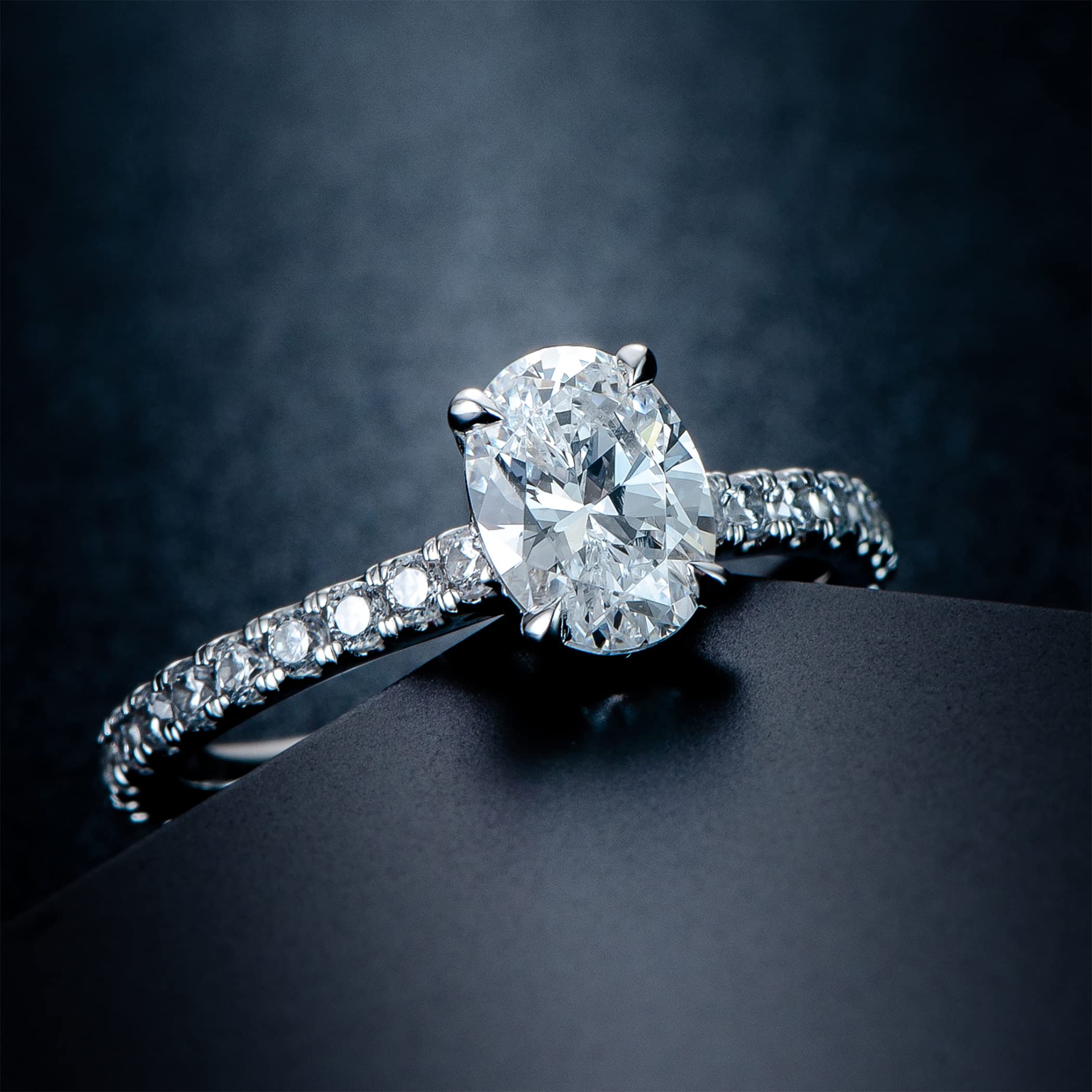 Hidden Halo 1.5 Carat D Color VVS Oval Cut Solitaire Moissanite Engagement Rings for Women (7.5)