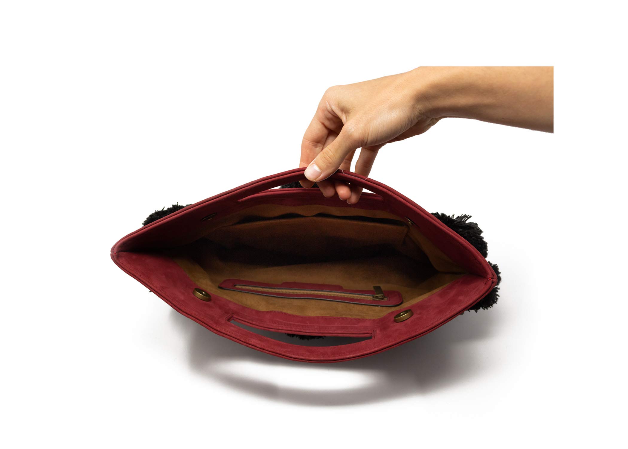 Hand-woven in Chiapas backstrap wool loom and cowhide natural leather clutch. (Leather-Wool Red-Black)