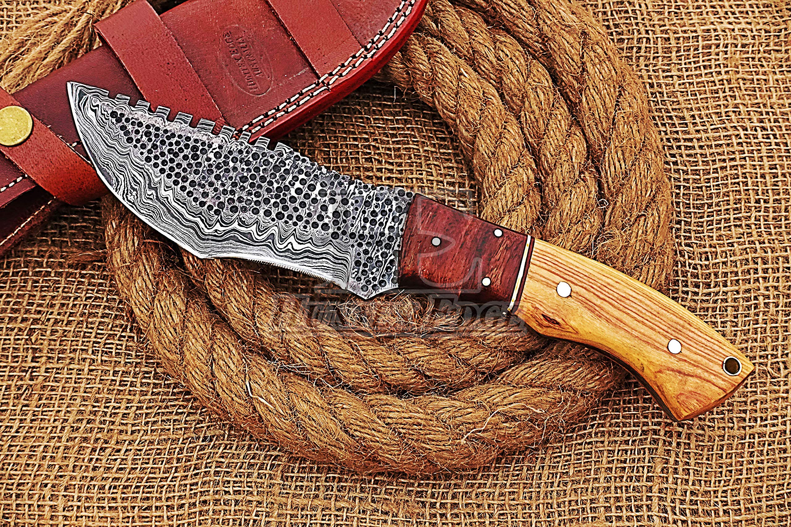 HUNTEX Handmade Exposed Hand-Forged Ladder Pattern Damascus Steel 10 Inch Long Full Tang Oak Wood Handle Razor Sharp Hunting Camping Tracker Knife w/Genuine Leather Pouch
