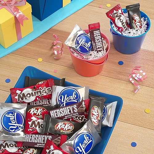 Hershey Assorted Dark Chocolate Flavored Snack Size, Candy Party Pack, 32.89 oz