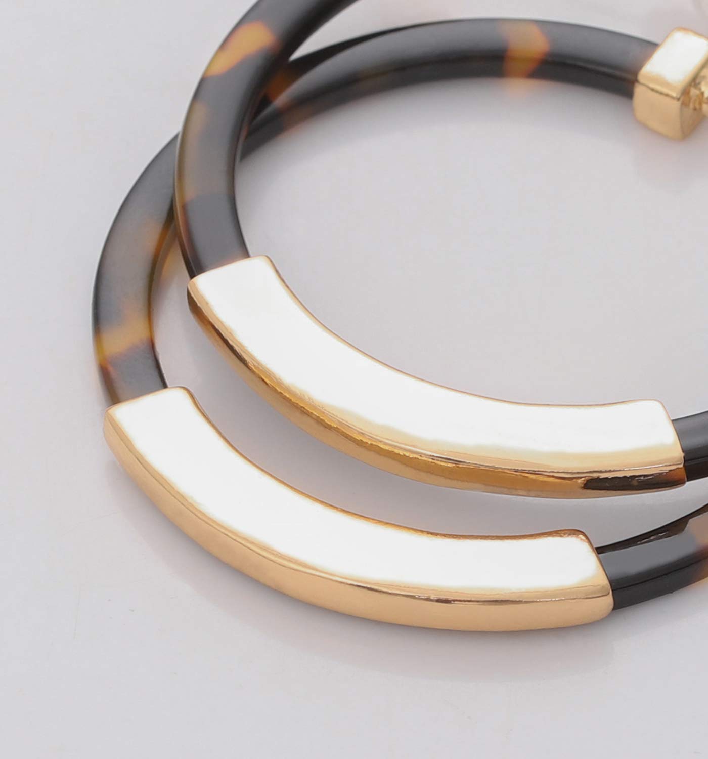 Hoop Earrings for Women Geometry Acrylic Resin Earrings Bohemia Tortoise Shell Earrings Mottled Statement Stud Earrings Fashion Jewelry(Dark Leopard)